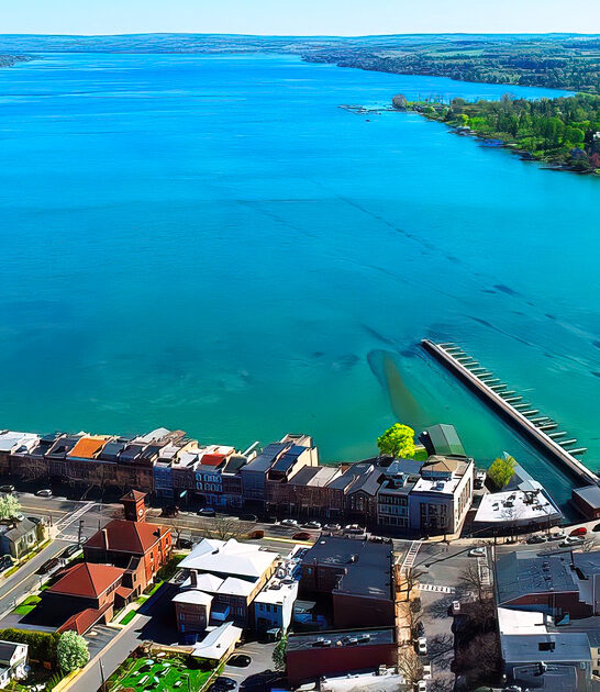 charming town new york ftr