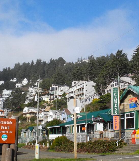 charming town small oregon ftr