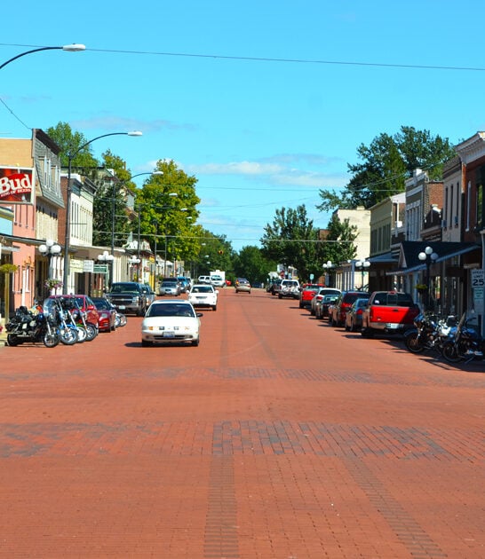 charming towns illinois spring ftr