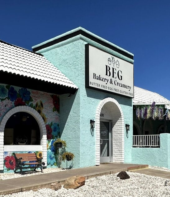 cinnamon rolls unassuming bakery scottsdale az ftr