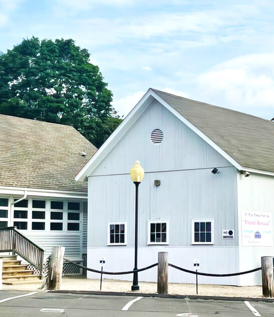 crab cakes connecticut restaurant ftr