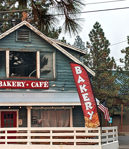 delicious california cinnamon rolls ftr