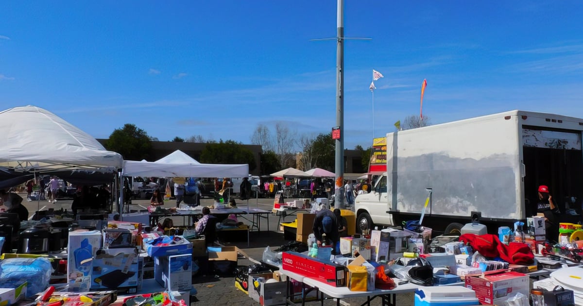 10 Enormous Swap Meets In California That Are Almost Too Good To Be True