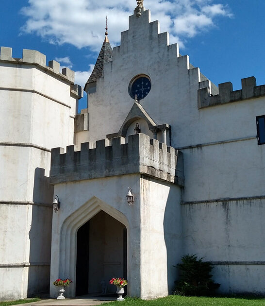 explored stunning castle missouri ftr