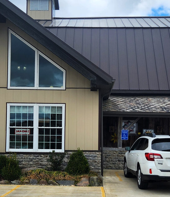 fabric store ohio crafters ftr