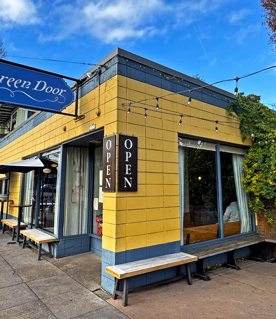 fried chicken restaurant oregon ftr