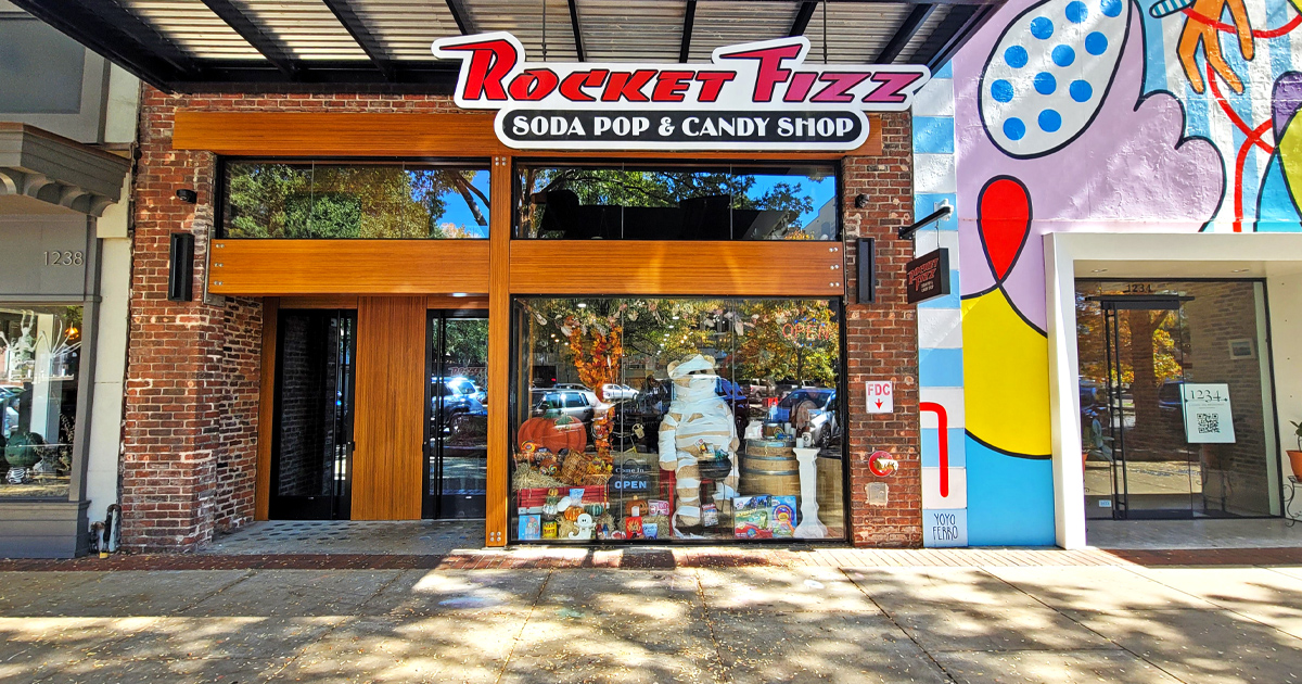 People Drive From All Over Georgia To Shop Nostalgic Sweets At This Old ...