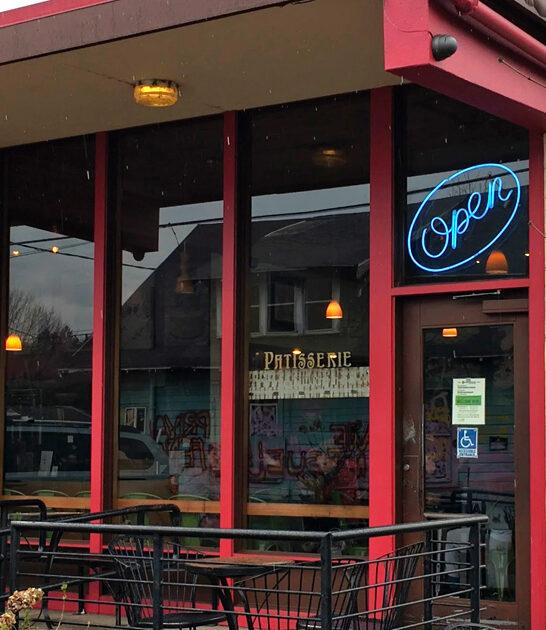 good cinnamon rolls oregon ftr