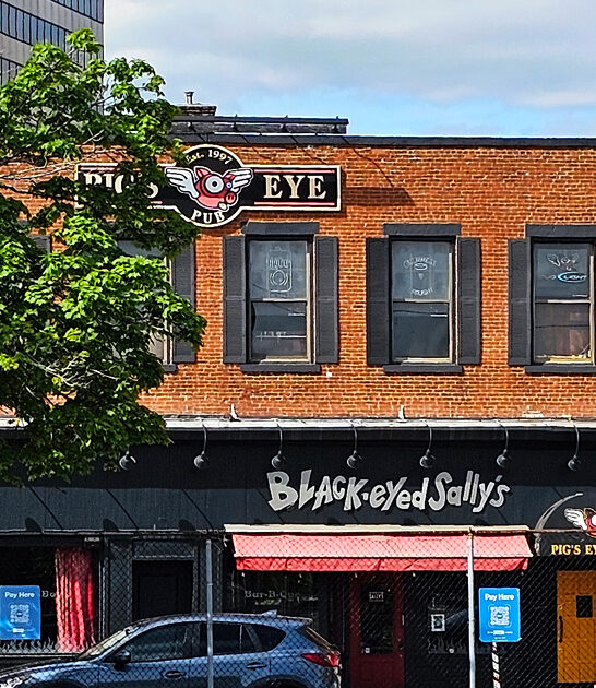 homey connecticut shrimp grits ftr