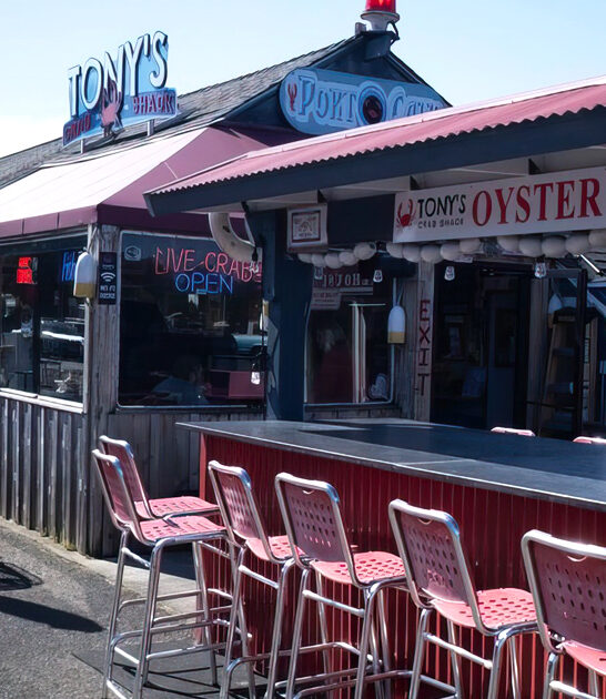 iconic seafood restaurant oregon ftr