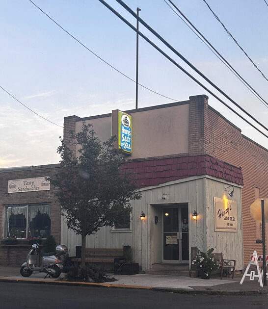 iconic seafood restaurant pennsylvania ftr