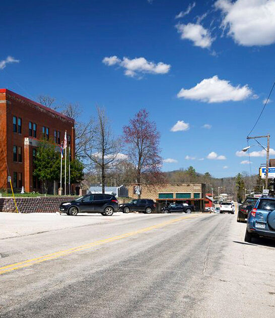 incredible tiny town missouri ftr