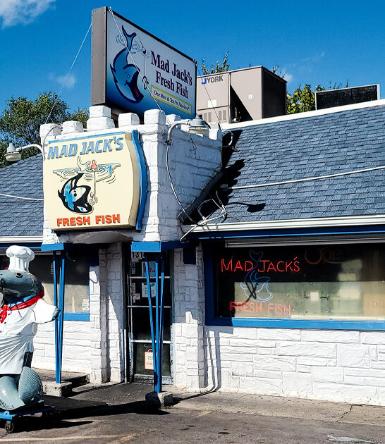 kansas iconic seafood restaurant ftr