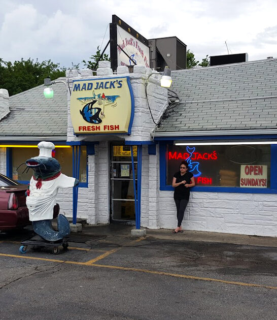 kansas mighty seafood joint ftr