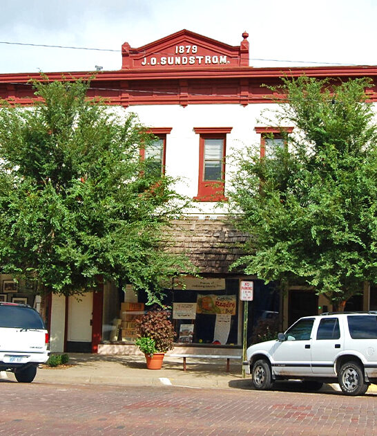 kansas town movie like ftr