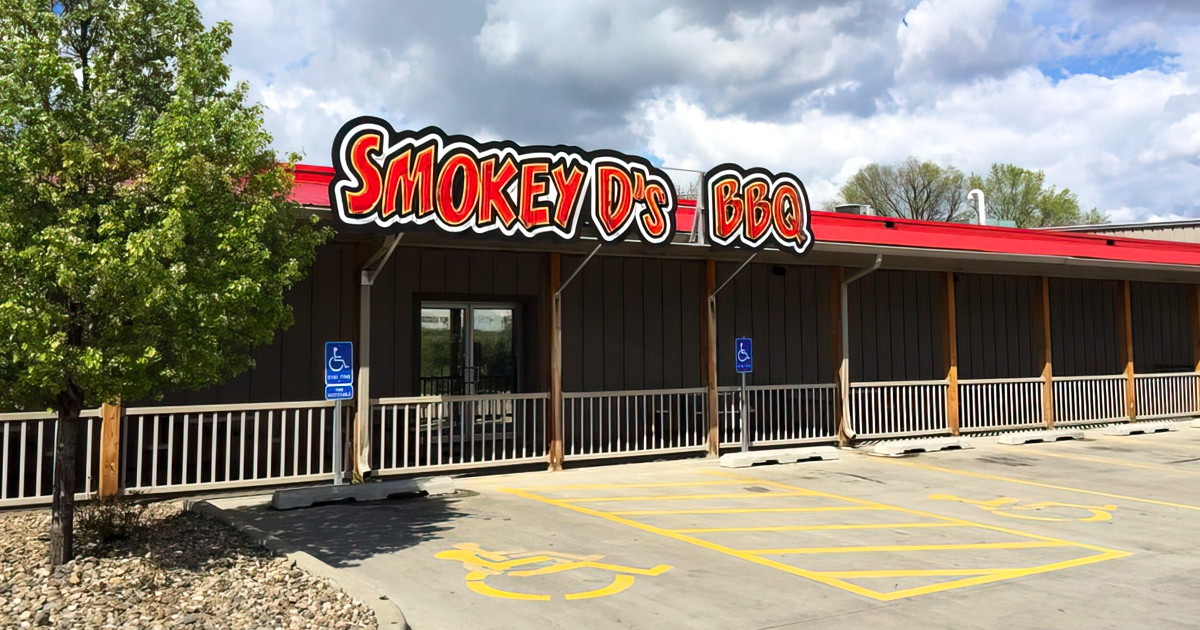 This Legendary BBQ Joint In Iowa Will Have You Licking Your Fingers