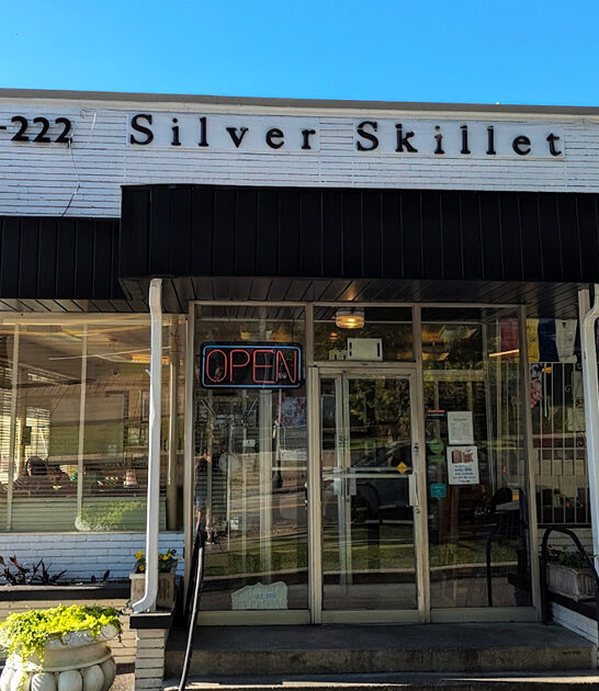 legendary breakfast restaurant georgia ftr