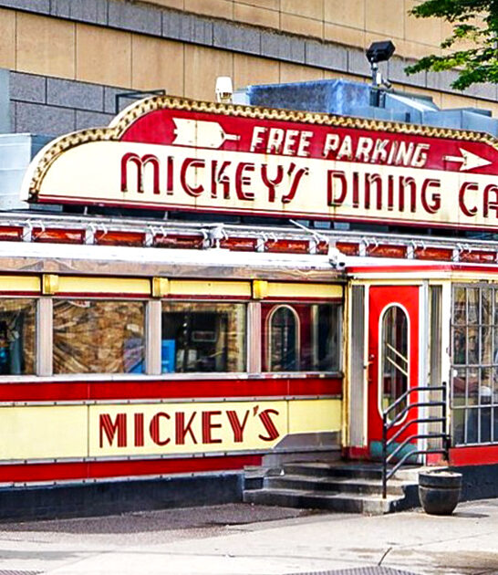 legendary breakfast restaurant minnesota ftr