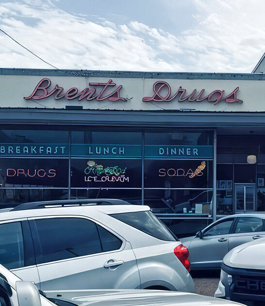 legendary breakfast restaurant mississippi ftr