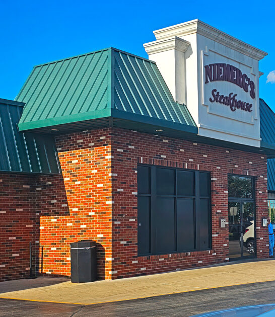 legendary restaurant illinois ftr