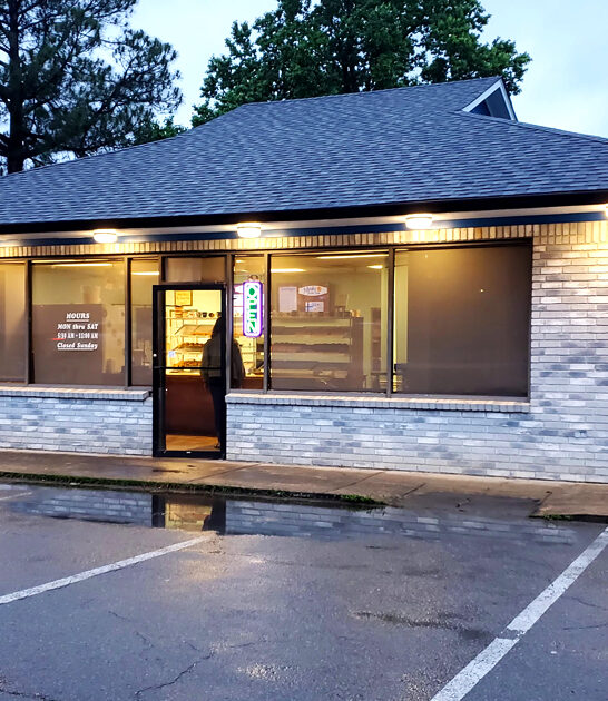 local donut shop arkansas ftr