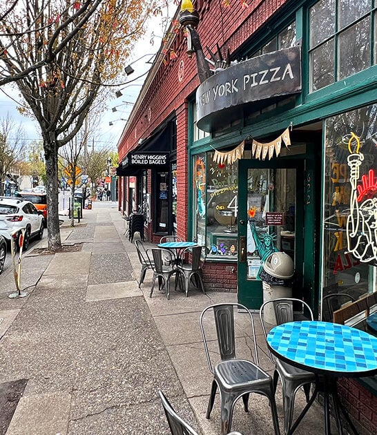 locals best pizza oregon ftr