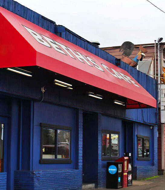 locals comfort diner washington ftr