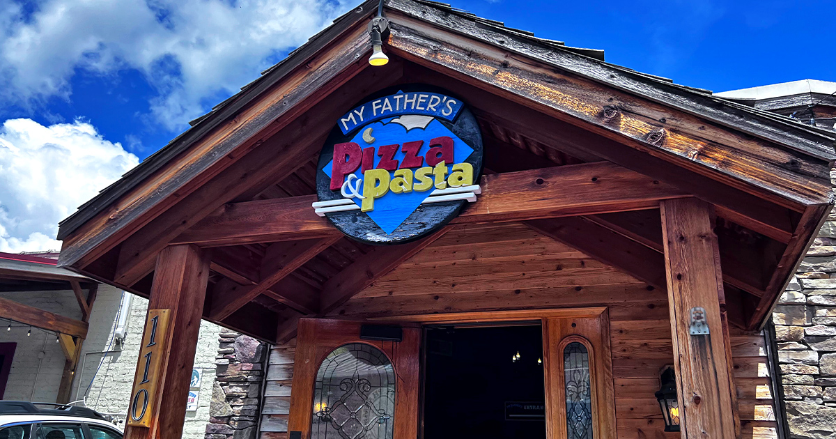 If You Love Pizza, You Need To Try This No-Frills Restaurant In North ...