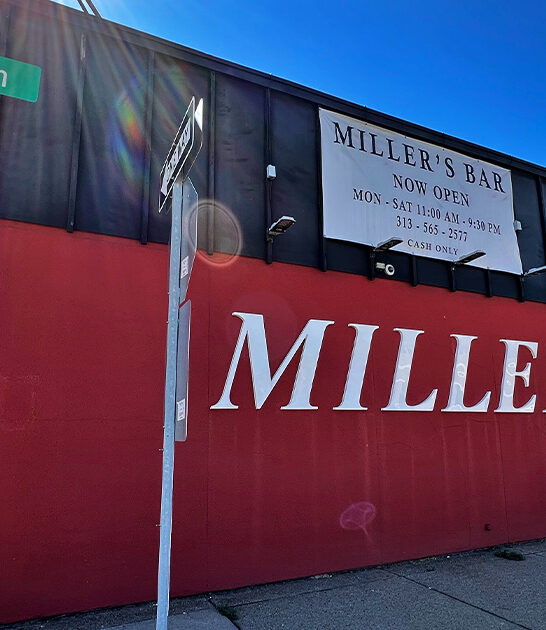 massive cheeseburgers restaurant michigan ftr