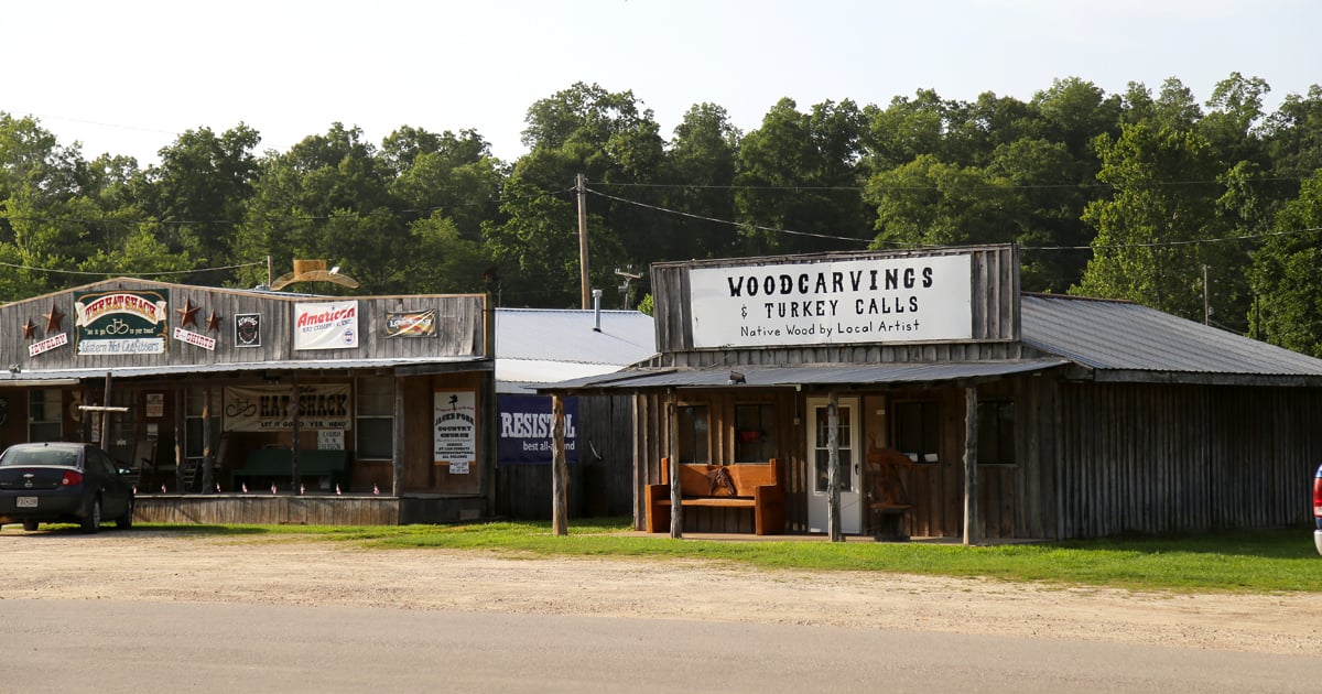 This Picturesque Small Town In Missouri Is A Dream Come True For Nature ...