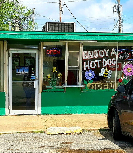 oklahoma hole wall hotdog ftr