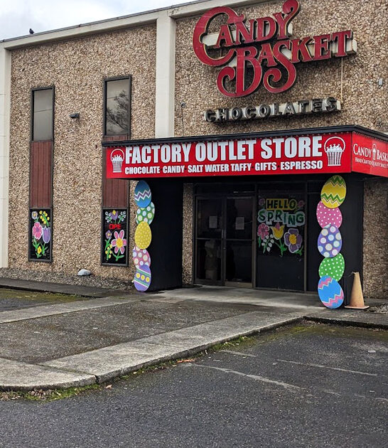 oregon charming candy store ftr