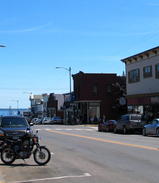 picturesque town wisconsin ftr