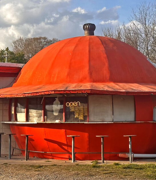 quirky restaurant arkansas ftr