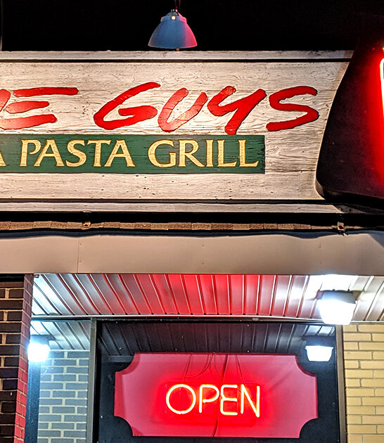 restaurant indiana best pizza ftr