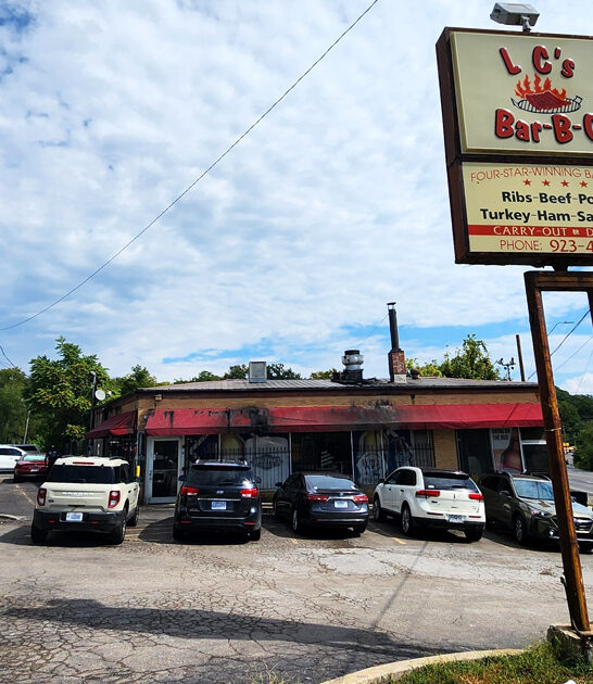 restaurant missouri locals brisket ftr