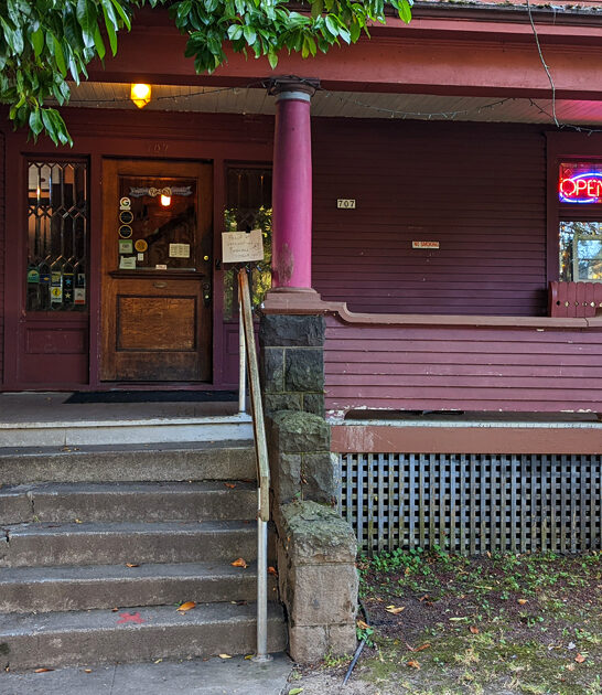 restaurant road trip oregon ftr