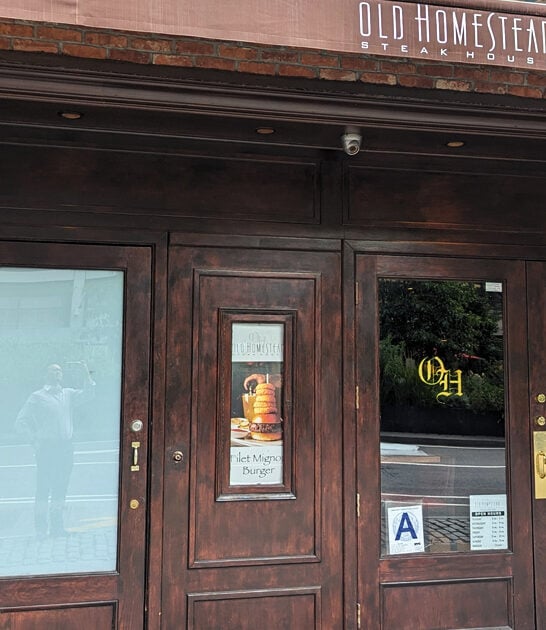 restaurant strip new york ftr