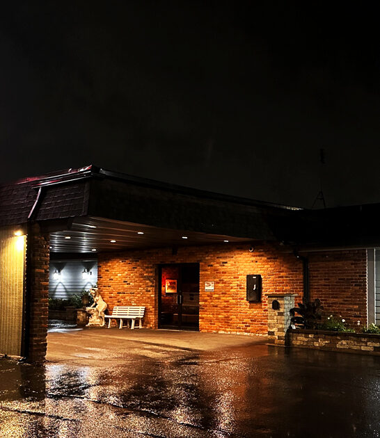 rib unassuming restaurant michigan ftr