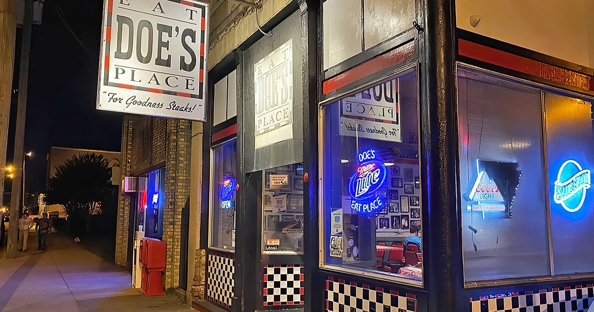 The New York Strip At This Arkansas Restaurant Is So Good, It's Worth A ...