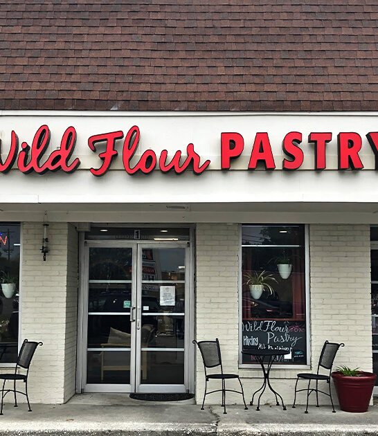 tiny bakery charleston sc cinnamon rolls ftr