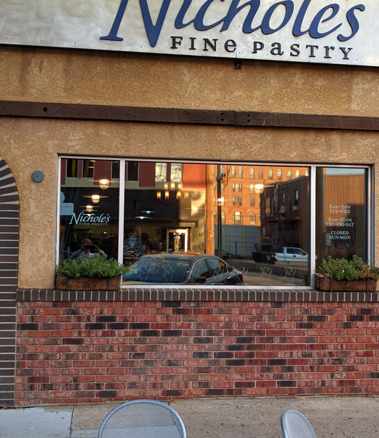 tiny bakery cinnamon rolls fargo nd ftr