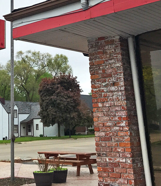 tiny bakery michigan donuts ftr