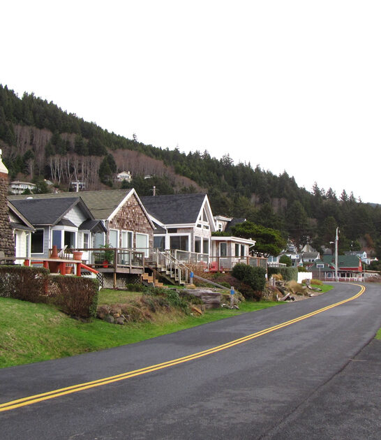 tiny mighty town oregon ftr