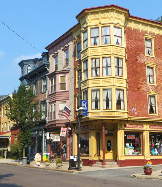 tiny mighty town pennsylvania ftr