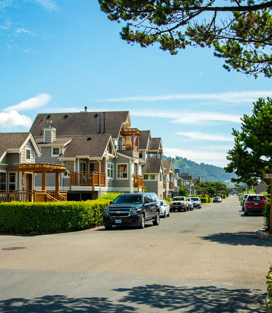 tiny town oregon restaurant ftr