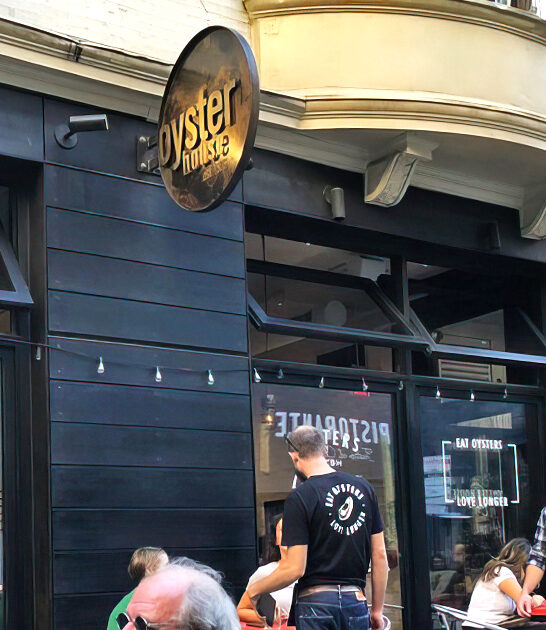 unassuming restaurant rolls pennsylvania ftr