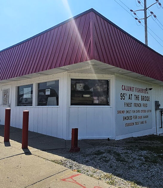 unassuming seafood restaurants illinois ftr