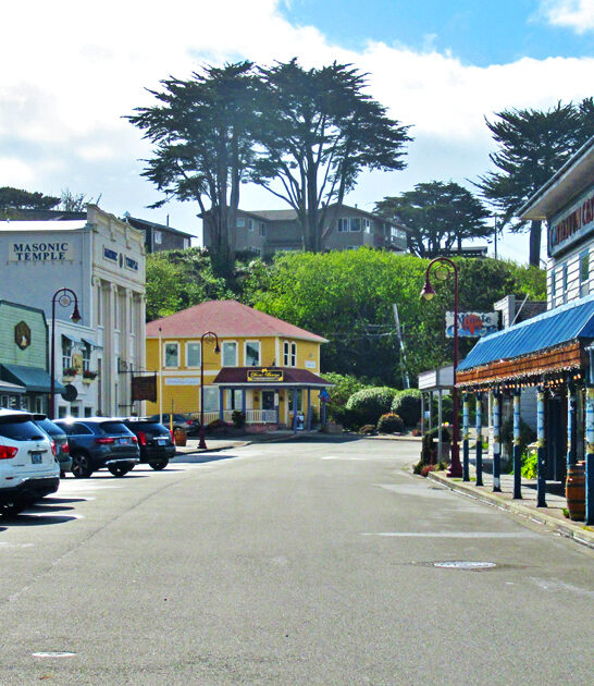 visit gorgeous town oregon ftr