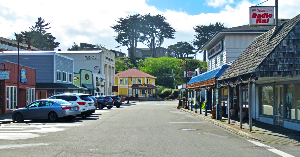 You Need To Visit This Gorgeous Oregon Town That’s Straight Out Of A ...